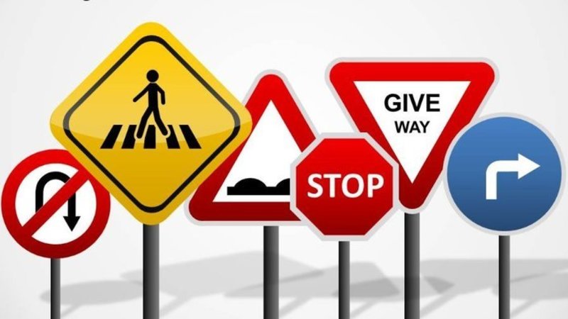 TRAFFIC SIGN RECOGNITION | Intel Insiders | ANUSHREE K, 04/28/2023